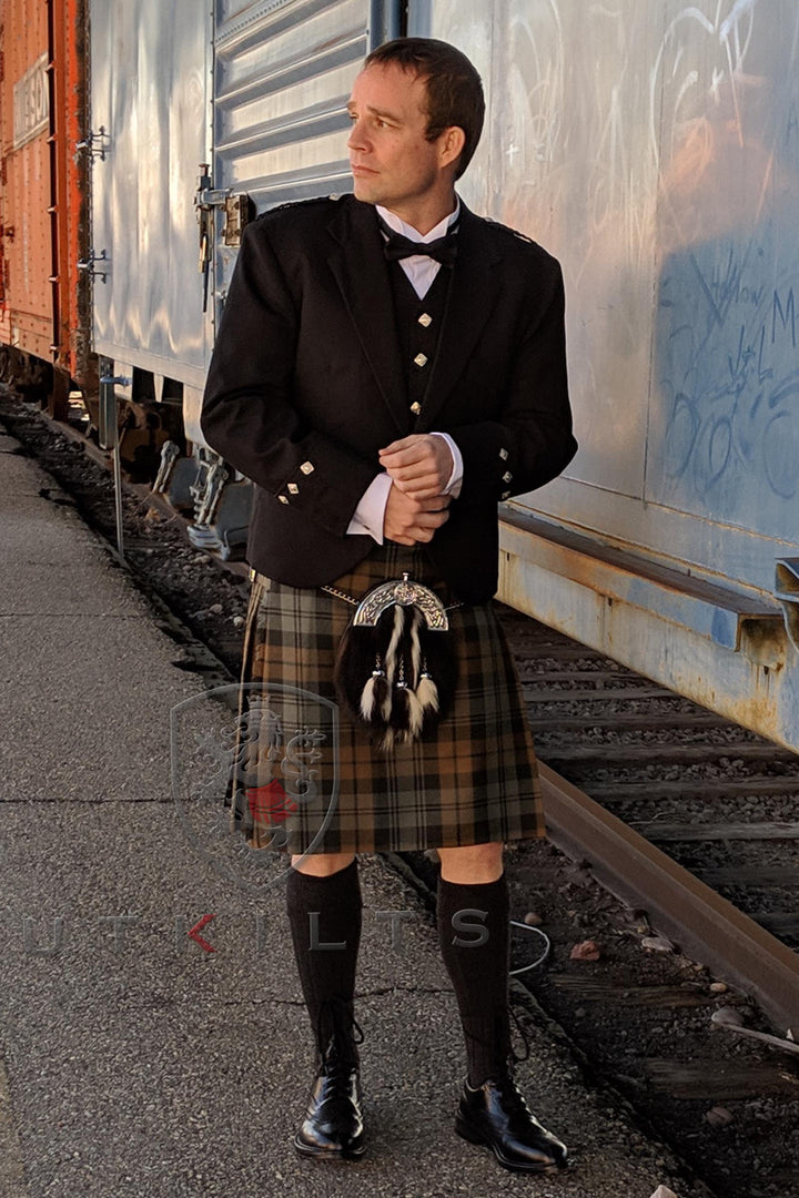8 Yard Tartan Kilt Made in Scotland | Authentic Worsted Wool | UTKilts ...